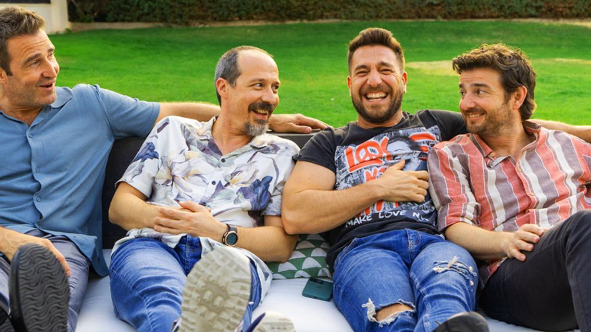 La Masculinité Redéfinie : Découvrez la série Macho Alfa et son impact ...