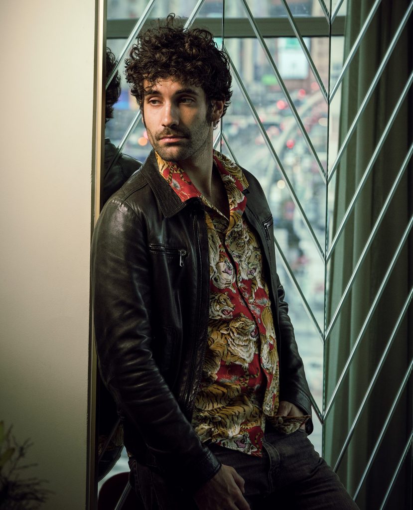 Tamar Novas y el éxito de sobrevivir como actor - Revista Mine