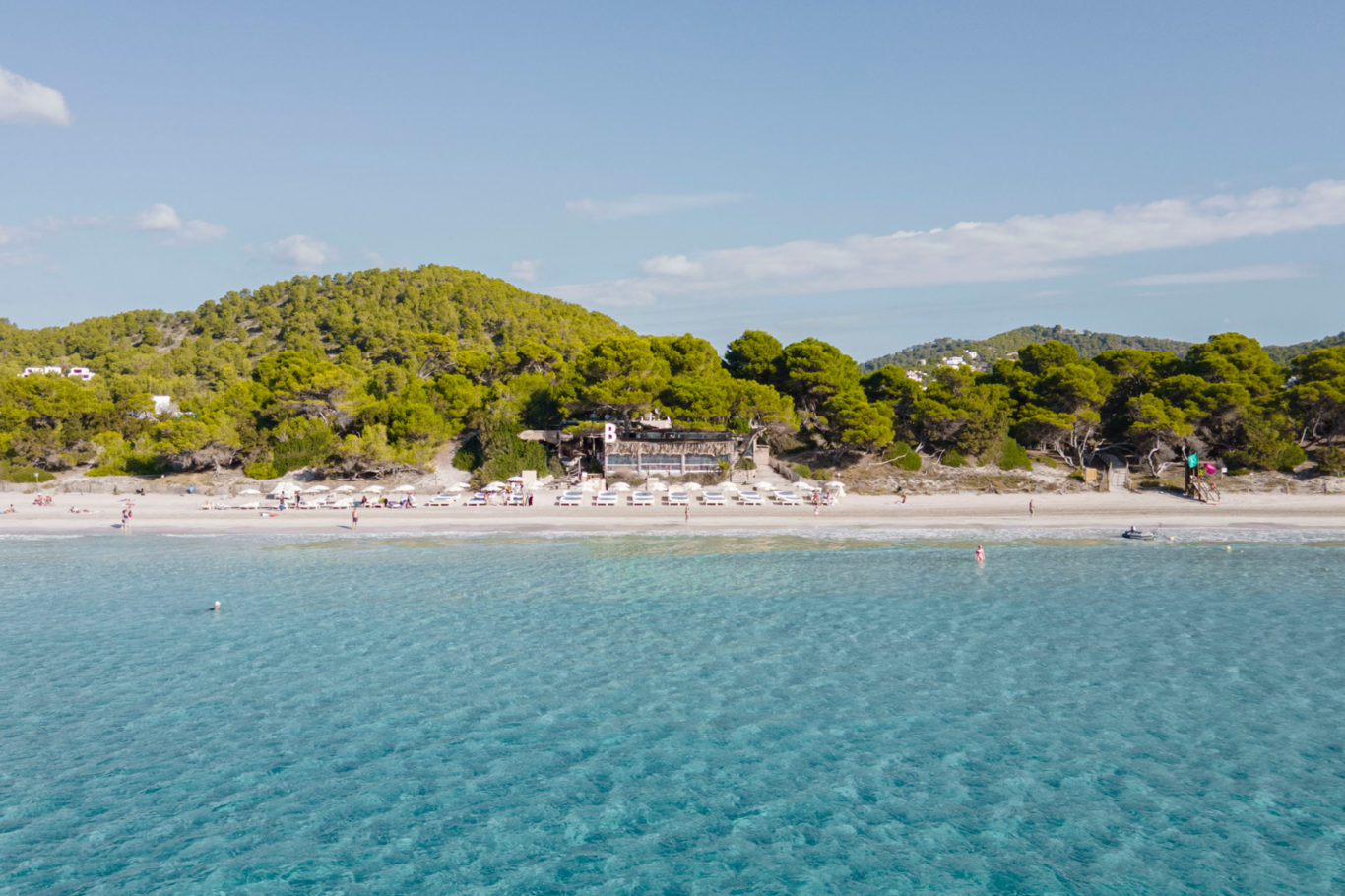 Beso Beach, el beach club más famoso del Mediterráneo, cumple 10 años