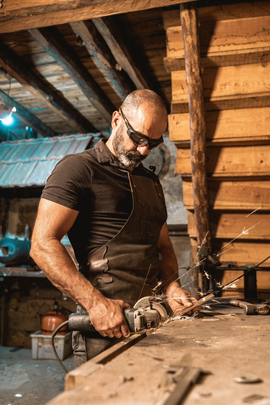 Así es la vida de un herrero tradicional en pleno siglo XXI